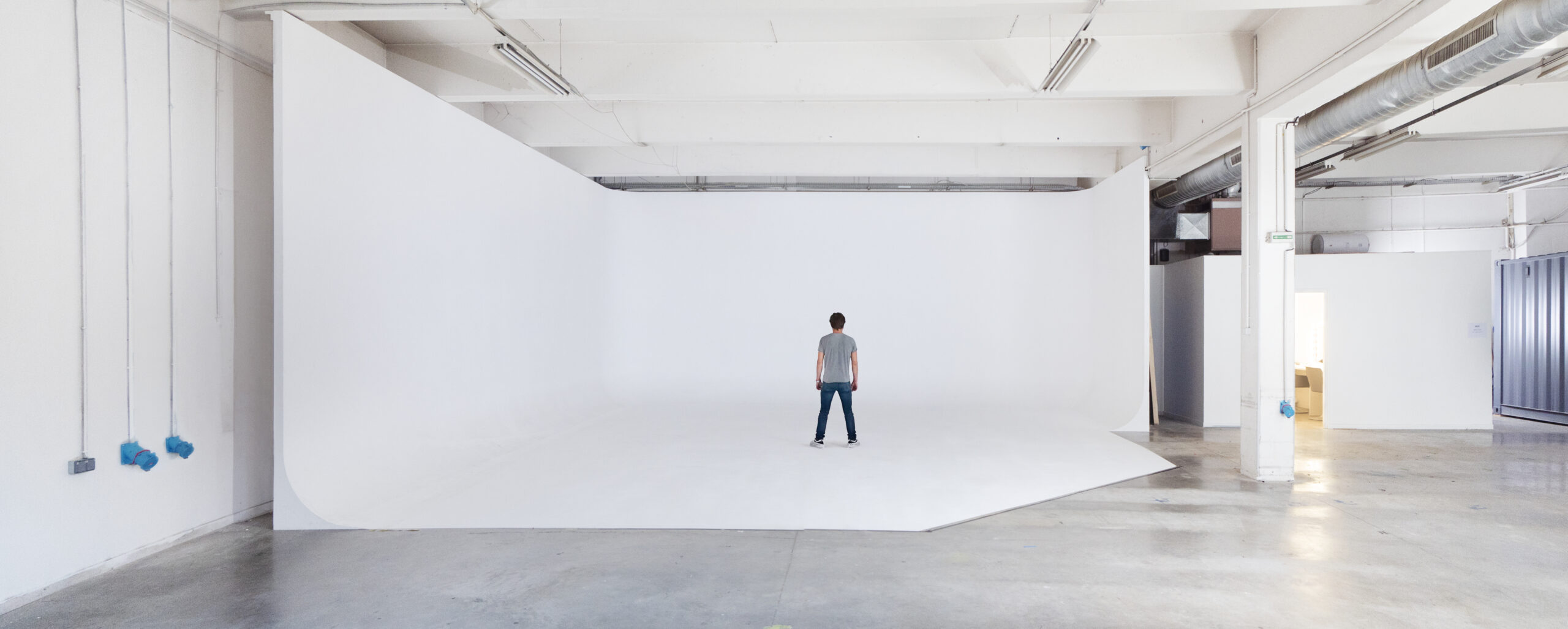 Our filming studios - SPLINE | Visual Engineering